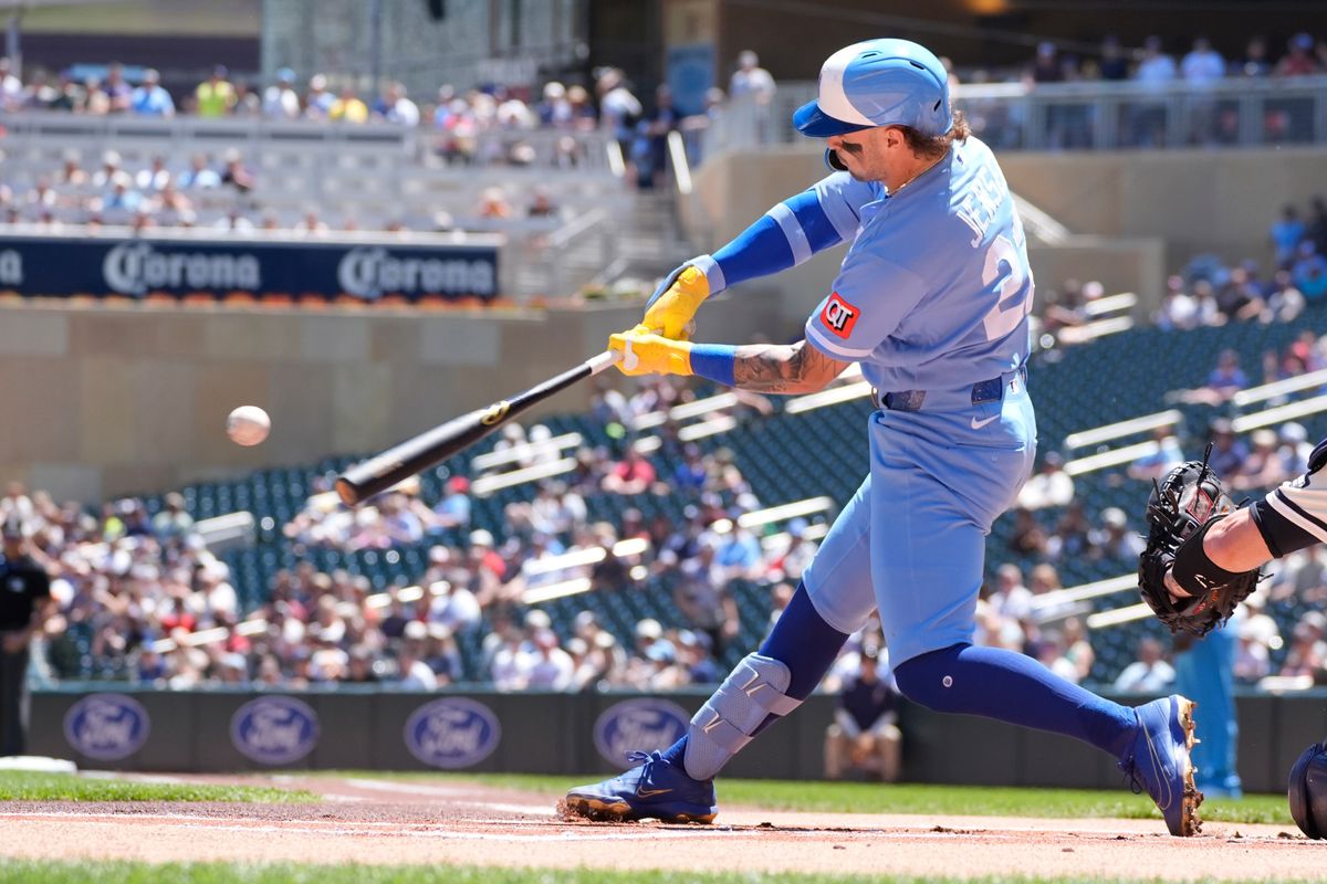 Witt’s RBI single caps ninth-inning comeback as Royals beat Twins 3-2 ...