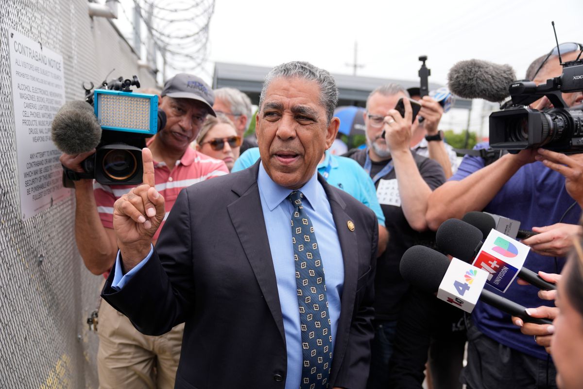 Mamdani tests his political clout in New York’s primary as he looks to ...