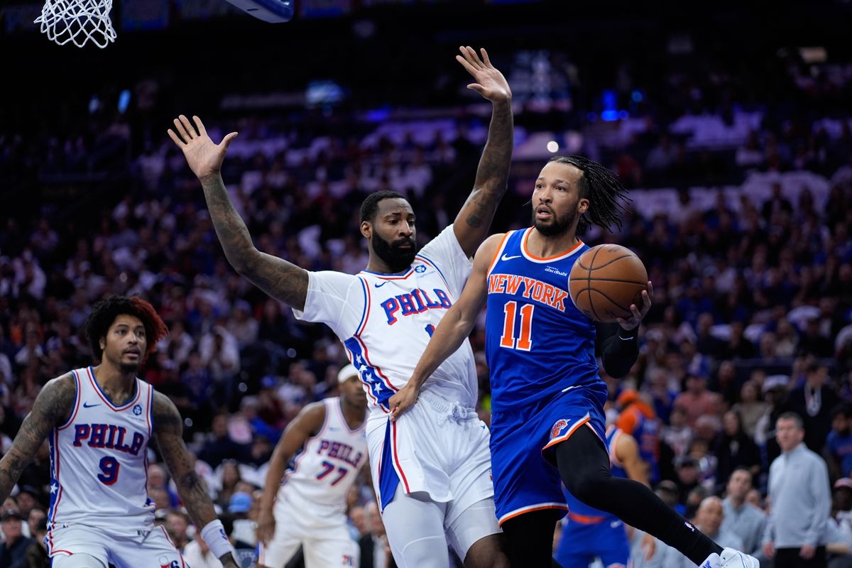 Jalen Brunson scores 33 points and helps Knicks take 3-0 lead over ...