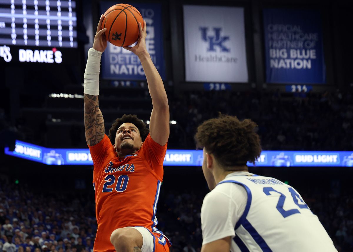 No. 5 Florida beats Kentucky 84-77 to finish regular season with 11 ...